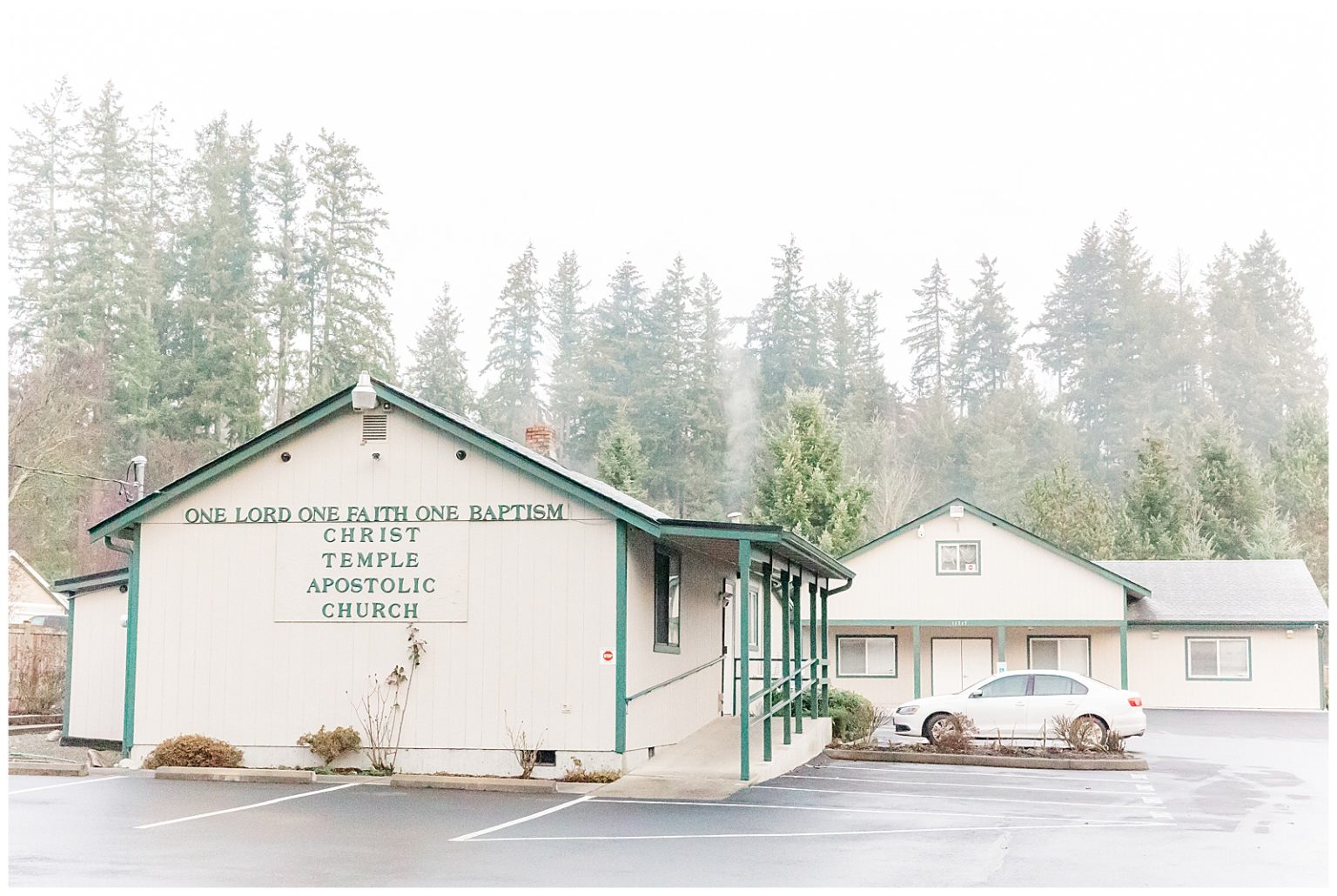 ASHLEY + OSCAR | ROMANTIC SEATTLE WEDDING - elissapace.com