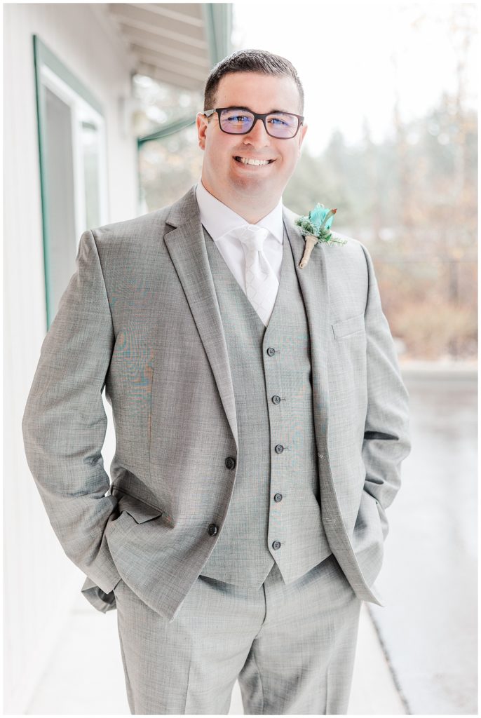 Joyful Seattle Wedding | Andrea & Jacob - elissapace.com