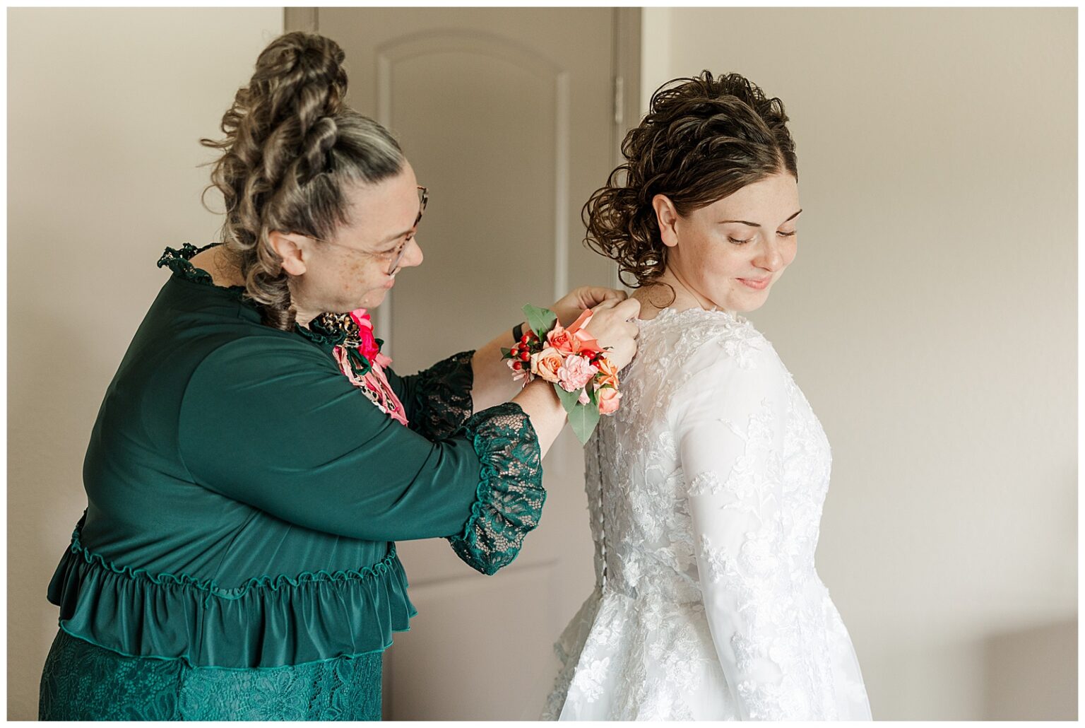A Beautiful Wedding in Tulsa, Oklahoma | Kaylen & Joey - elissapace.com