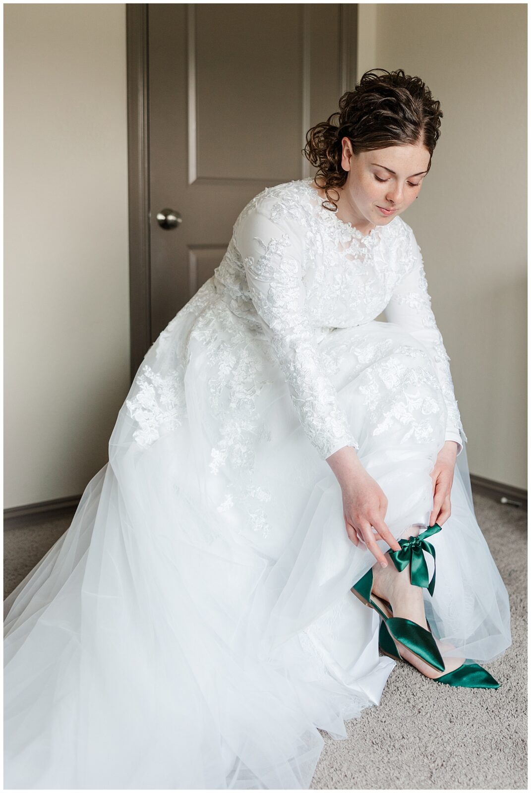 A Beautiful Wedding in Tulsa, Oklahoma | Kaylen & Joey - elissapace.com